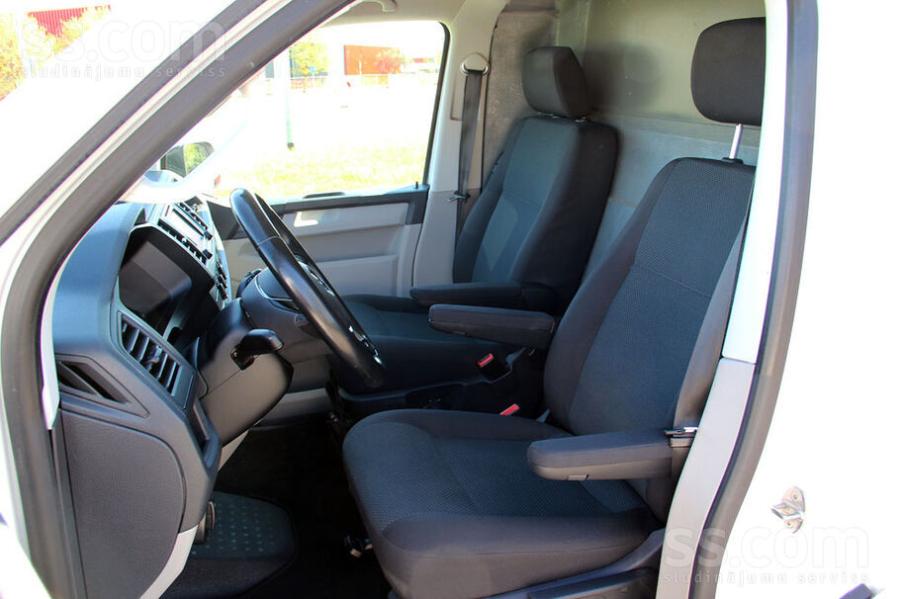 Balts Volkswagen Transporter 2018 Rīga, ar dzinēja tilpumu 2.00 L un nobraukumu 272 tūkst. km par 12200 €, foto 13 vietnē AUTOMOTO.COM.LV