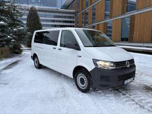 Balts Volkswagen Transporter 2019 Rīga, ar dzinēja tilpumu 2.00 L un nobraukumu 256 tūkst. km par 16500 €, foto  vietnē AUTOMOTO.COM.LV