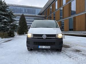 Balts Volkswagen Transporter 2019 Rīga, ar dzinēja tilpumu 2.00 L un nobraukumu 256 tūkst. km par 16500 €, foto 2 vietnē AUTOMOTO.COM.LV
