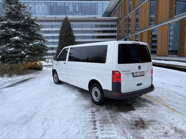 White Volkswagen Transporter 2019 in Riga, with an engine capacity of 2.00 L and mileage of 256 thousand km for 16500 €, photo 6 on AUTOMOTO.COM.LV