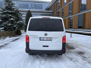 Balts Volkswagen Transporter 2019 Rīga, ar dzinēja tilpumu 2.00 L un nobraukumu 256 tūkst. km par 16500 €, foto 7 vietnē AUTOMOTO.COM.LV