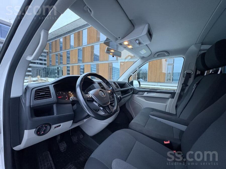 Balts Volkswagen Transporter 2019 Rīga, ar dzinēja tilpumu 2.00 L un nobraukumu 256 tūkst. km par 16500 €, foto 9 vietnē AUTOMOTO.COM.LV