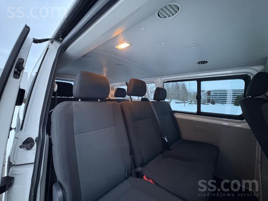 Balts Volkswagen Transporter 2019 Rīga, ar dzinēja tilpumu 2.00 L un nobraukumu 256 tūkst. km par 16500 €, foto 18 vietnē AUTOMOTO.COM.LV