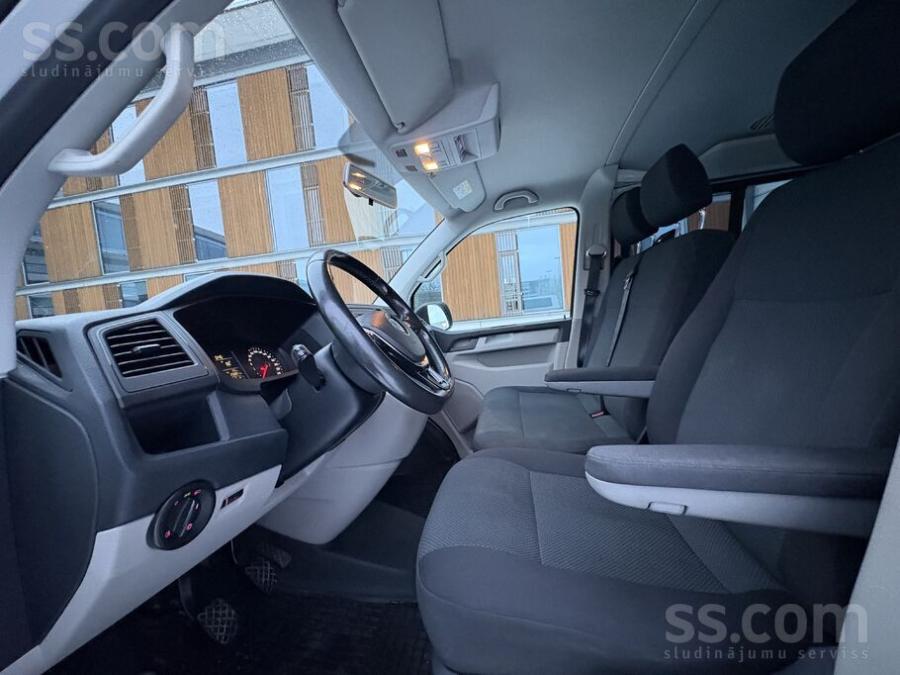 Balts Volkswagen Transporter 2019 Rīga, ar dzinēja tilpumu 2.00 L un nobraukumu 256 tūkst. km par 16500 €, foto 22 vietnē AUTOMOTO.COM.LV