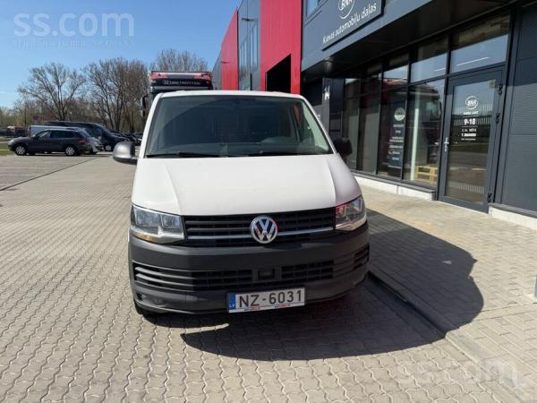Balts Volkswagen Transporter 2019 Rīga, ar dzinēja tilpumu 2.00 L un nobraukumu 213 tūkst. km par 13900 €, foto 2 vietnē AUTOMOTO.COM.LV