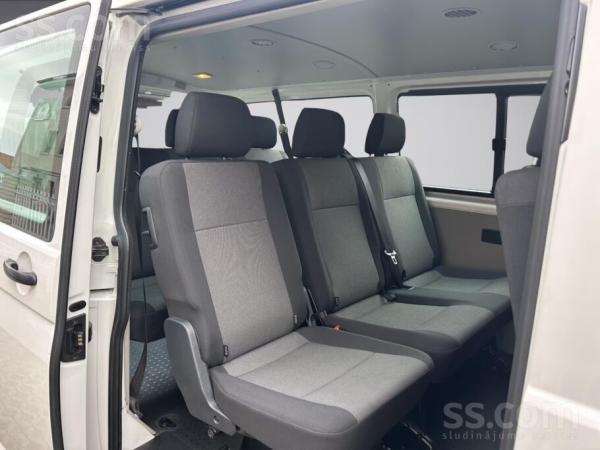 White Volkswagen Transporter 2019 in Riga, with an engine capacity of 2.00 L and mileage of 259 thousand km for 15450 €, photo 7 on AUTOMOTO.COM.LV