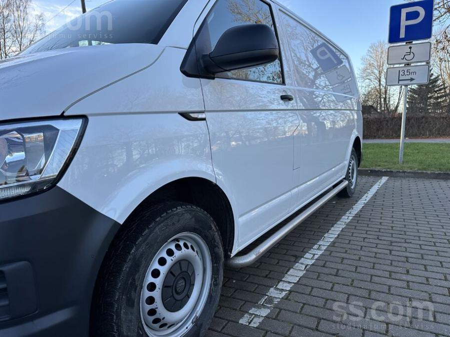Balts Volkswagen Transporter 2019 Rīga, ar dzinēja tilpumu 2.00 L un nobraukumu 219 tūkst. km par 13600 €, foto 14 vietnē AUTOMOTO.COM.LV
