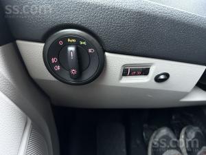 Balts Volkswagen Transporter 2019 Rīga, ar dzinēja tilpumu 2.00 L un nobraukumu 219 tūkst. km par 13600 €, foto 17 vietnē AUTOMOTO.COM.LV