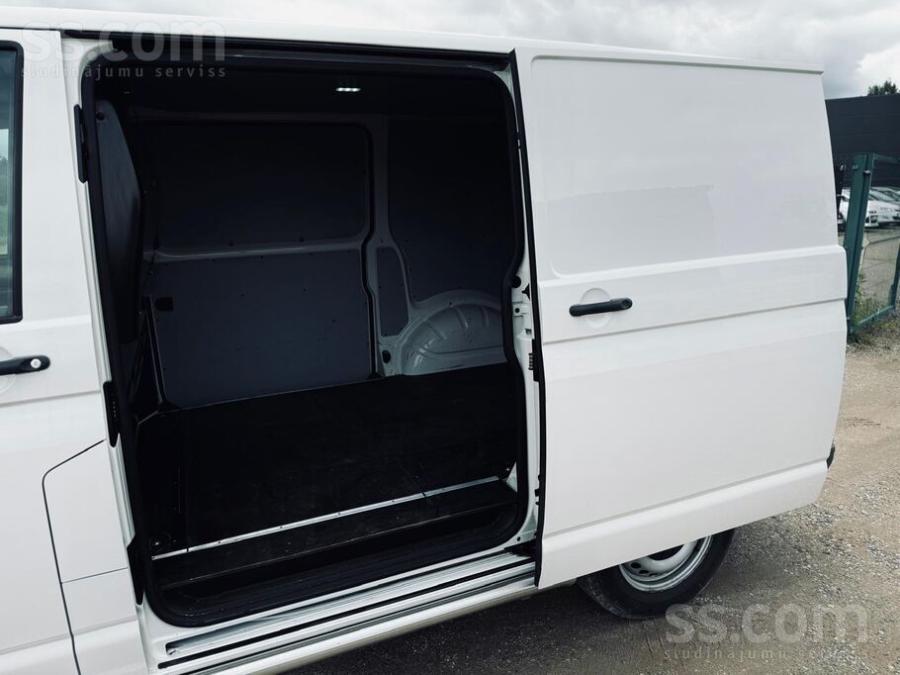 Balts Volkswagen Transporter 2020 Cēsis, ar dzinēja tilpumu 2.00 L un nobraukumu 0 tūkst. km par 3100 €, foto 11 vietnē AUTOMOTO.COM.LV