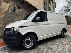 White Volkswagen Transporter 2020 in Cesis, with an engine capacity of 2.00 L and mileage of 0 thousand km for 17850 €, photo 5 on AUTOMOTO.COM.LV