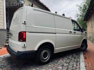 White Volkswagen Transporter 2020 in Cesis, with an engine capacity of 2.00 L and mileage of 0 thousand km for 17850 €, photo 7 on AUTOMOTO.COM.LV
