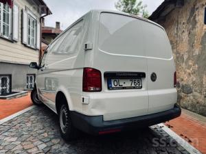 White Volkswagen Transporter 2020 in Cesis, with an engine capacity of 2.00 L and mileage of 0 thousand km for 17850 €, photo 8 on AUTOMOTO.COM.LV