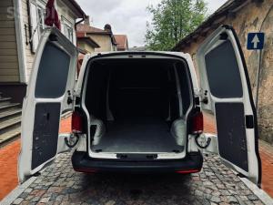White Volkswagen Transporter 2020 in Cesis, with an engine capacity of 2.00 L and mileage of 0 thousand km for 17850 €, photo 11 on AUTOMOTO.COM.LV