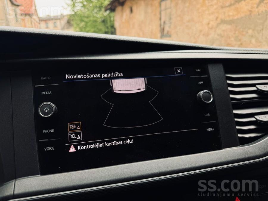 White Volkswagen Transporter 2020 in Cesis, with an engine capacity of 2.00 L and mileage of 0 thousand km for 17850 €, photo 18 on AUTOMOTO.COM.LV