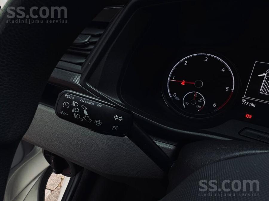 White Volkswagen Transporter 2020 in Cesis, with an engine capacity of 2.00 L and mileage of 0 thousand km for 17850 €, photo 25 on AUTOMOTO.COM.LV