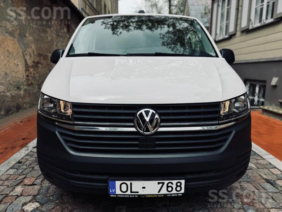 White Volkswagen Transporter 2020 in Cesis, with an engine capacity of 2.00 L and mileage of 0 thousand km for 17850 €, photo 29 on AUTOMOTO.COM.LV
