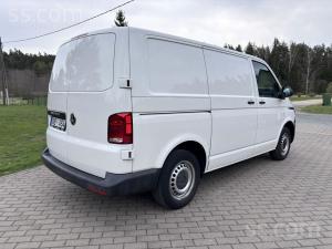 White Volkswagen Transporter 2020 in Cesis, with an engine capacity of 2.00 L and mileage of 219 thousand km for 15750 €, photo 7 on AUTOMOTO.COM.LV