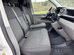 White Volkswagen Transporter 2020 in Cesis, with an engine capacity of 2.00 L and mileage of 219 thousand km for 15750 €, photo 13 on AUTOMOTO.COM.LV