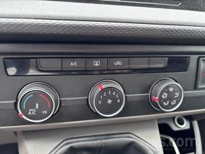 White Volkswagen Transporter 2020 in Cesis, with an engine capacity of 2.00 L and mileage of 219 thousand km for 15750 €, photo 18 on AUTOMOTO.COM.LV