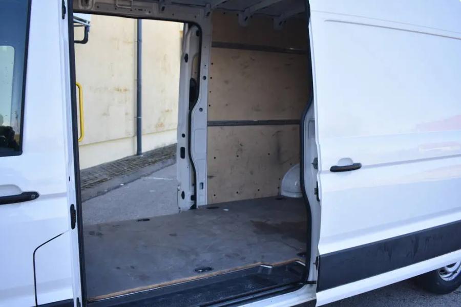 Balts Volkswagen Transporter 2021 Talsi, ar dzinēja tilpumu 2.00 L un nobraukumu 230 tūkst. km par 18500 €, foto 10 vietnē AUTOMOTO.COM.LV