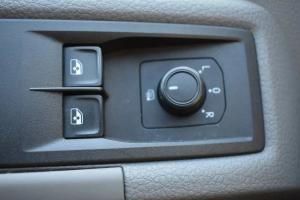 Balts Volkswagen Transporter 2021 Talsi, ar dzinēja tilpumu 2.00 L un nobraukumu 230 tūkst. km par 18500 €, foto 12 vietnē AUTOMOTO.COM.LV