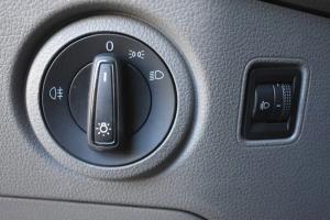 Balts Volkswagen Transporter 2021 Talsi, ar dzinēja tilpumu 2.00 L un nobraukumu 230 tūkst. km par 18500 €, foto 13 vietnē AUTOMOTO.COM.LV
