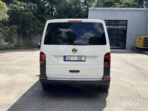 Balts Volkswagen Transporter 2021 Rīga, ar dzinēja tilpumu 2.00 L un nobraukumu 220 tūkst. km par 20900 €, foto 4 vietnē AUTOMOTO.COM.LV