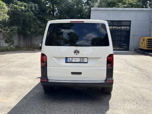 White Volkswagen Transporter 2021 in Riga, with an engine capacity of 2.00 L and mileage of 220 thousand km for 20900 €, photo 5 on AUTOMOTO.COM.LV