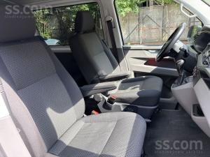 White Volkswagen Transporter 2021 in Riga, with an engine capacity of 2.00 L and mileage of 220 thousand km for 20900 €, photo 11 on AUTOMOTO.COM.LV