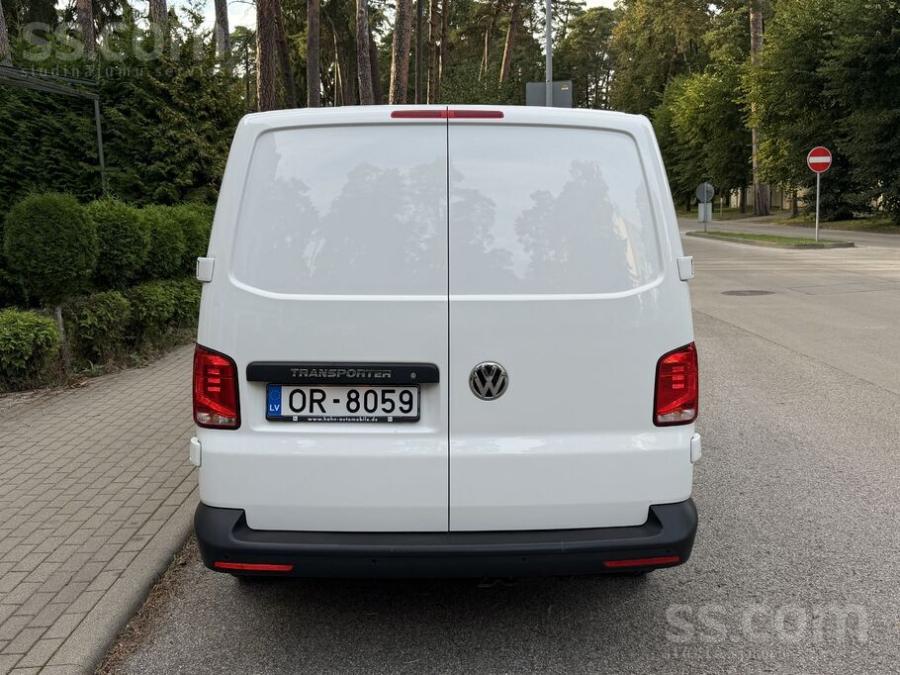 Balts Volkswagen Transporter 2021 Bauska, ar dzinēja tilpumu 2.00 L un nobraukumu 197 tūkst. km par 15990 €, foto 8 vietnē AUTOMOTO.COM.LV