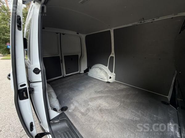 Balts Volkswagen Transporter 2021 Bauska, ar dzinēja tilpumu 2.00 L un nobraukumu 197 tūkst. km par 15990 €, foto 11 vietnē AUTOMOTO.COM.LV