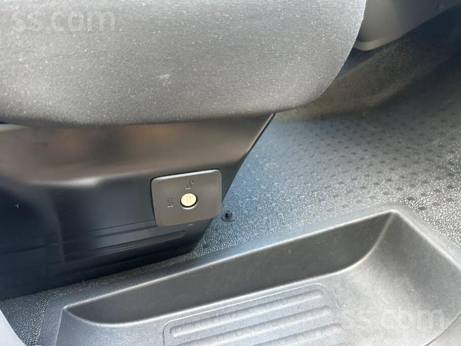 Balts Volkswagen Transporter 2021 Tallina, ar dzinēja tilpumu 2.00 L un nobraukumu 148 tūkst. km par 25800 €, foto 11 vietnē AUTOMOTO.COM.LV