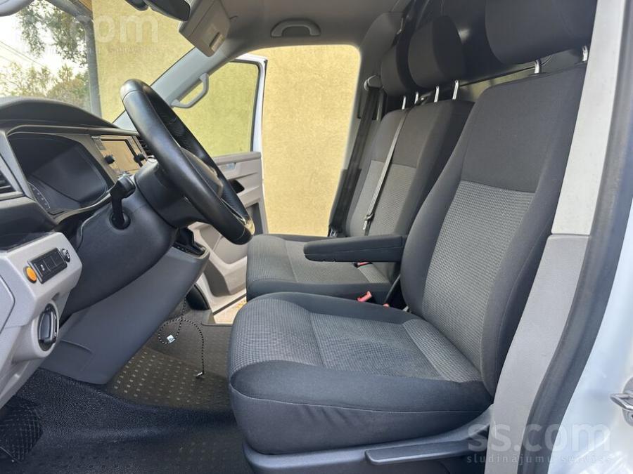Balts Volkswagen Transporter 2021 Tallina, ar dzinēja tilpumu 2.00 L un nobraukumu 148 tūkst. km par 25800 €, foto 15 vietnē AUTOMOTO.COM.LV