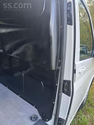 Balts Volkswagen Transporter 2021 Tallina, ar dzinēja tilpumu 2.00 L un nobraukumu 148 tūkst. km par 25800 €, foto 29 vietnē AUTOMOTO.COM.LV