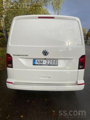 Balts Volkswagen Transporter 2023 Rīga, ar dzinēja tilpumu 2.00 L un nobraukumu 135 tūkst. km par 25500 €, foto 4 vietnē AUTOMOTO.COM.LV
