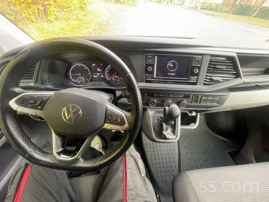Balts Volkswagen Transporter 2023 Rīga, ar dzinēja tilpumu 2.00 L un nobraukumu 135 tūkst. km par 25500 €, foto 7 vietnē AUTOMOTO.COM.LV