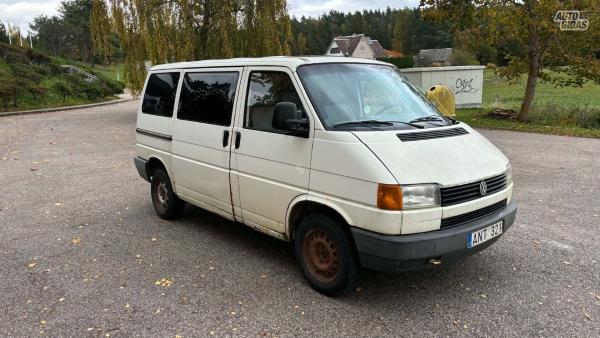 Balts Volkswagen Transporter 1991 Molėtai, ar dzinēja tilpumu 2.40 L un nobraukumu 308 tūkst. km par 900 €, foto 3 vietnē AUTOMOTO.COM.LV