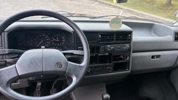 Balts Volkswagen Transporter 1991 Molėtai, ar dzinēja tilpumu 2.40 L un nobraukumu 308 tūkst. km par 900 €, foto 8 vietnē AUTOMOTO.COM.LV