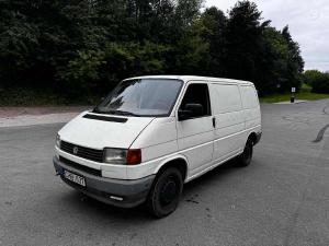 Balts Volkswagen Transporter 1994 Viļņa, ar dzinēja tilpumu 1.90 L un nobraukumu 451 tūkst. km par 1050 €, foto  vietnē AUTOMOTO.COM.LV