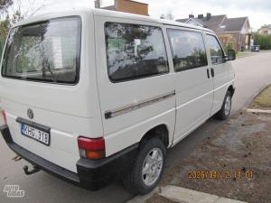 White Volkswagen Transporter 1995 in Vilnius, with an engine capacity of 2.50 L and mileage of 300 thousand km for 2450 €, photo 7 on AUTOMOTO.COM.LV
