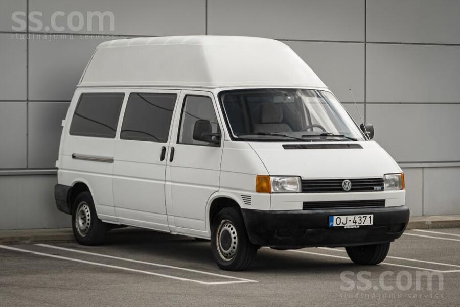 White Volkswagen Transporter 1998 in Riga, with an engine capacity of 2.50 L and mileage of 379 thousand km for 5750 €, photo 4 on AUTOMOTO.COM.LV