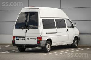 White Volkswagen Transporter 1998 in Riga, with an engine capacity of 2.50 L and mileage of 379 thousand km for 5750 €, photo 5 on AUTOMOTO.COM.LV
