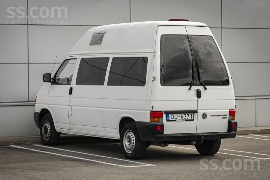 White Volkswagen Transporter 1998 in Riga, with an engine capacity of 2.50 L and mileage of 379 thousand km for 5750 €, photo 7 on AUTOMOTO.COM.LV