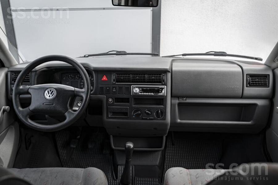 White Volkswagen Transporter 1998 in Riga, with an engine capacity of 2.50 L and mileage of 379 thousand km for 5750 €, photo 13 on AUTOMOTO.COM.LV