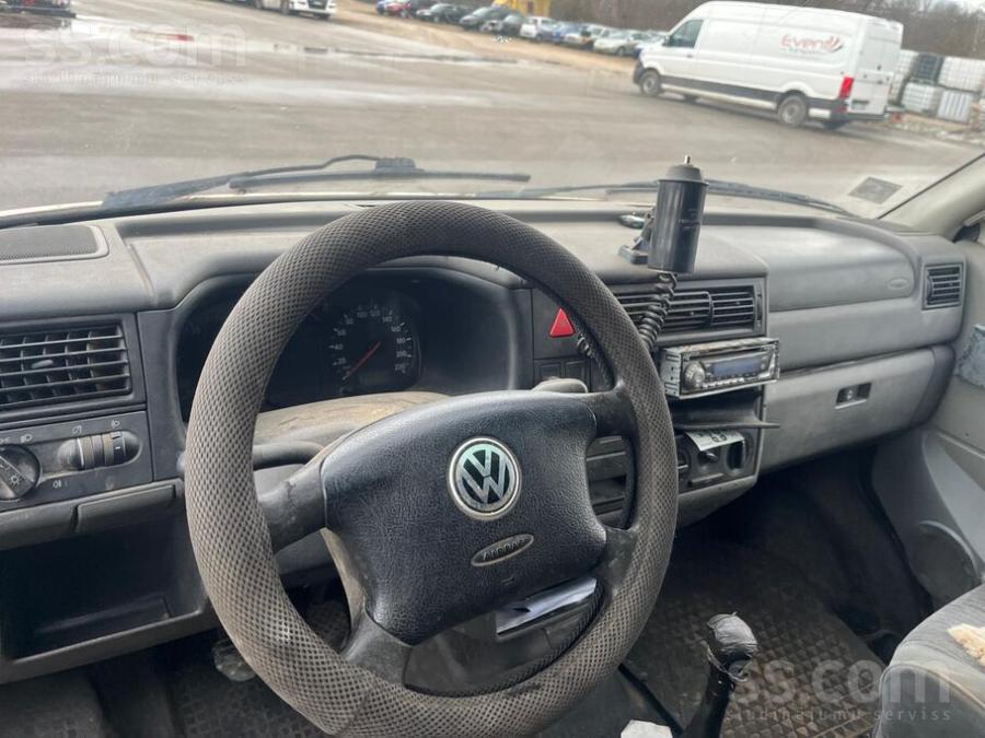 Balts Volkswagen Transporter 2000 Rīga, ar dzinēja tilpumu 2.50 L un nobraukumu 580 tūkst. km par 1700 €, foto 5 vietnē AUTOMOTO.COM.LV