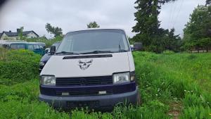 White Volkswagen Transporter 2000 in Vilnius, with an engine capacity of 2.50 L and mileage of 369 thousand km for 2500 €, photo  on AUTOMOTO.COM.LV
