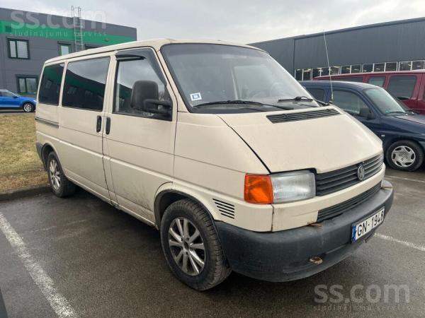 Balts Volkswagen Transporter 2000 Rīga, ar dzinēja tilpumu 2.50 L un nobraukumu 580 tūkst. km par 1400 €, foto 2 vietnē AUTOMOTO.COM.LV