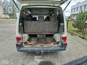 White Volkswagen Transporter 2001 in Pakruojis, with an engine capacity of 1.90 L and mileage of 352 thousand km for 1500 €, photo 5 on AUTOMOTO.COM.LV