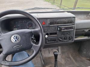 White Volkswagen Transporter 2001 in Pakruojis, with an engine capacity of 1.90 L and mileage of 352 thousand km for 1500 €, photo 7 on AUTOMOTO.COM.LV