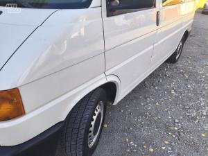 White Volkswagen Transporter 2003 in Joniskis, with an engine capacity of 2.50 L and mileage of 310 thousand km for 3998 €, photo 11 on AUTOMOTO.COM.LV